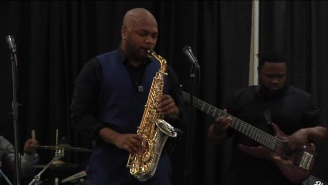 Saxophonist Remembers Prince at Jazz Brunch