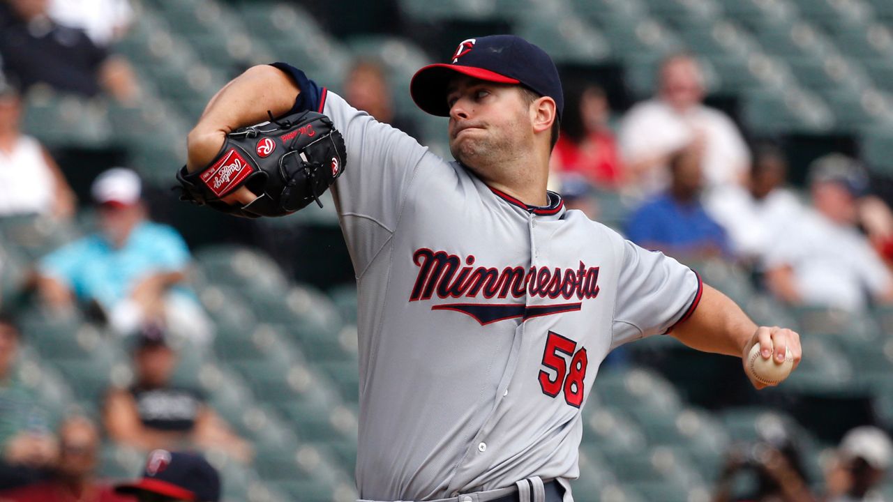 Ex-BU Pitcher Diamond Defends MLB Players