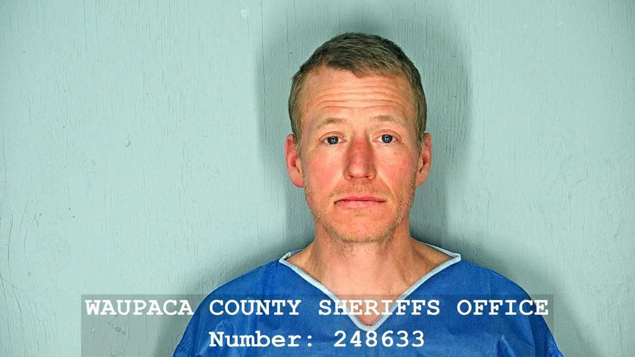 4 killed in wrong-way drunk driving crash in Waupaca County