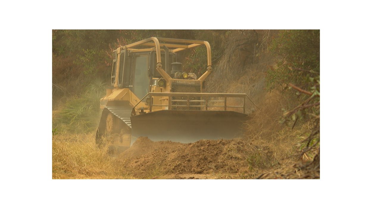 Bobcat Fire Burns Hot, up High Near Monrovia Canyon