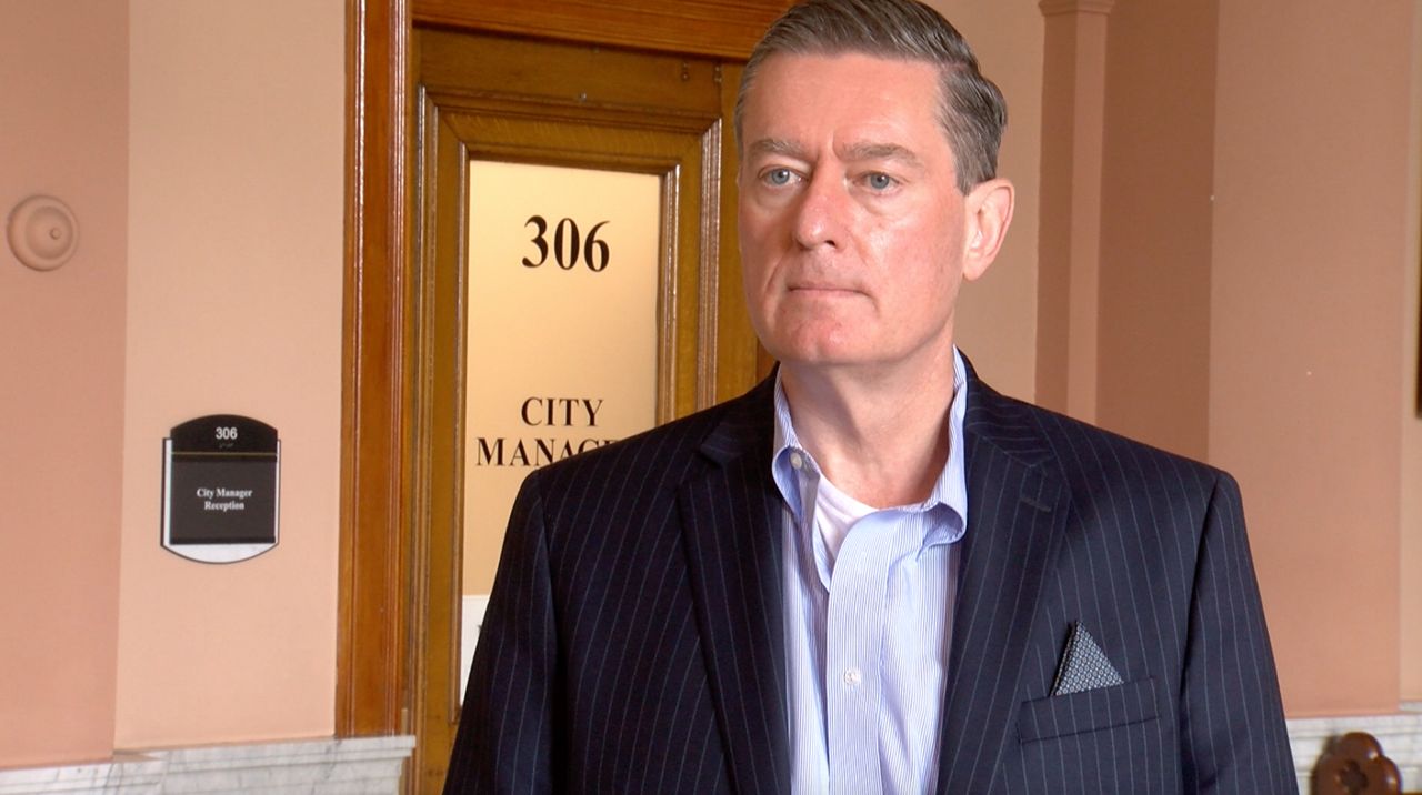 Worcester Holds Back From Increasing Restaurant Seating