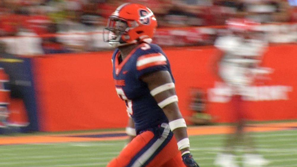 SU heads to UConn for first road game of season