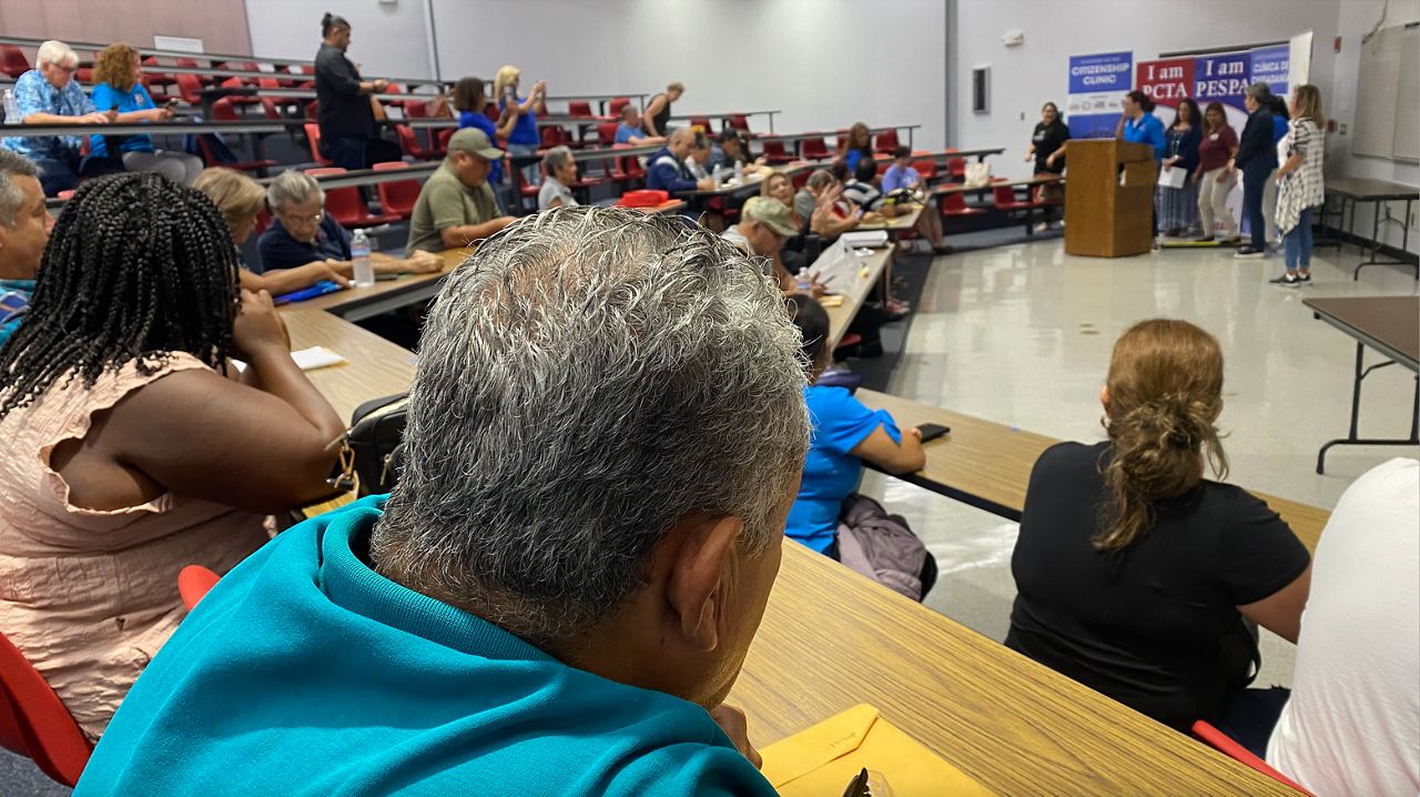 Clinic aides Tampa Bay residents with naturalization process