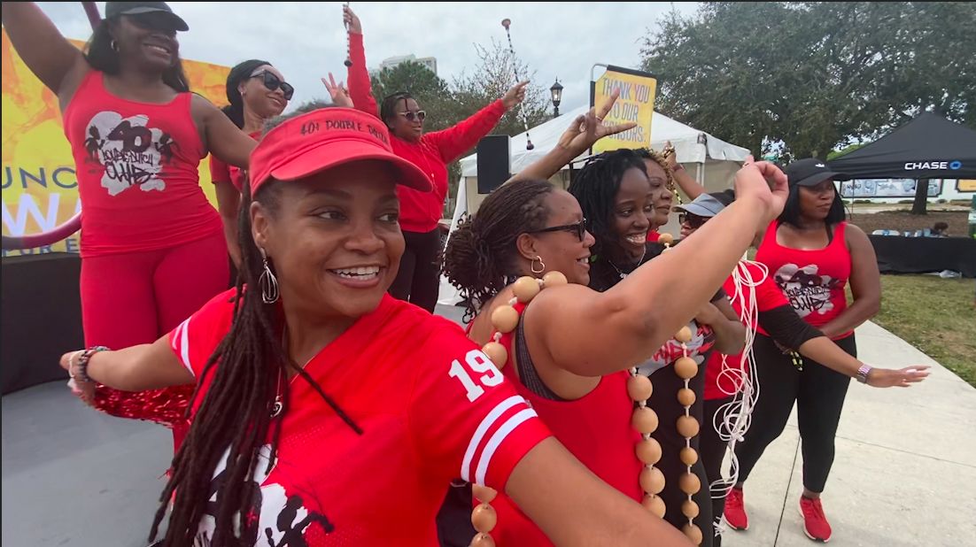 Double Dutch linking older & younger Black women