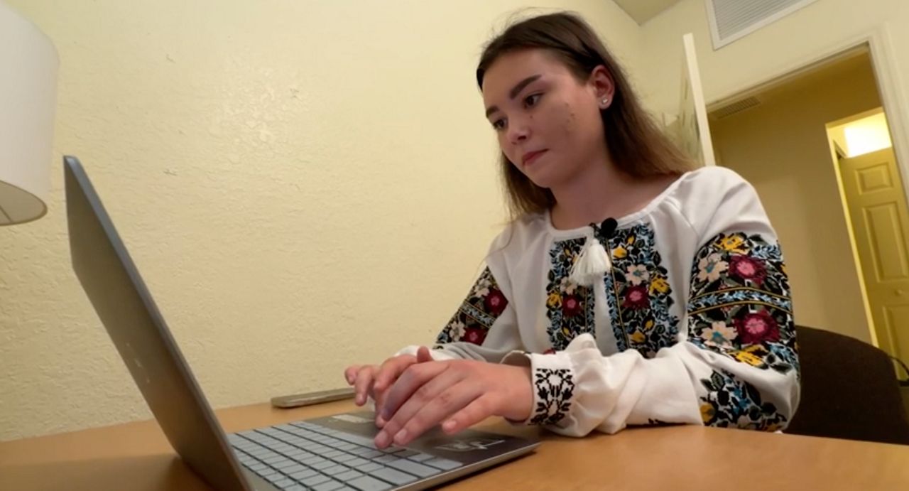 Stetson University takes in Ukrainian students, professor