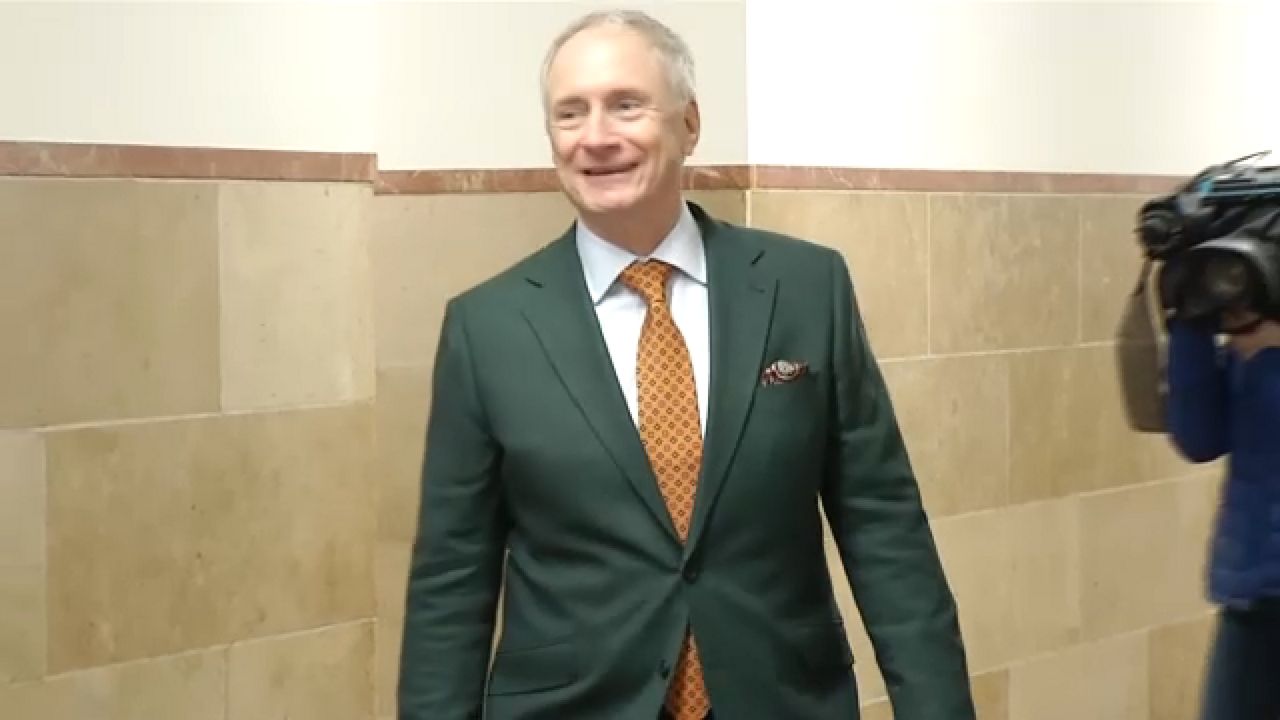 Ryan to ban collusion with fed. immigration