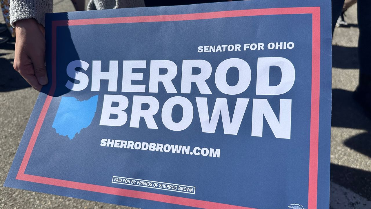 Ohio Democrats rally to start early voting