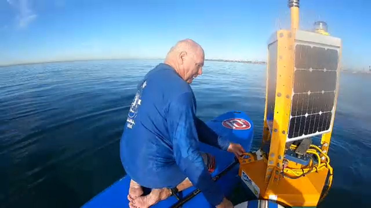 Shark Detecting System Helps Lifeguards Keep Track of Sharks