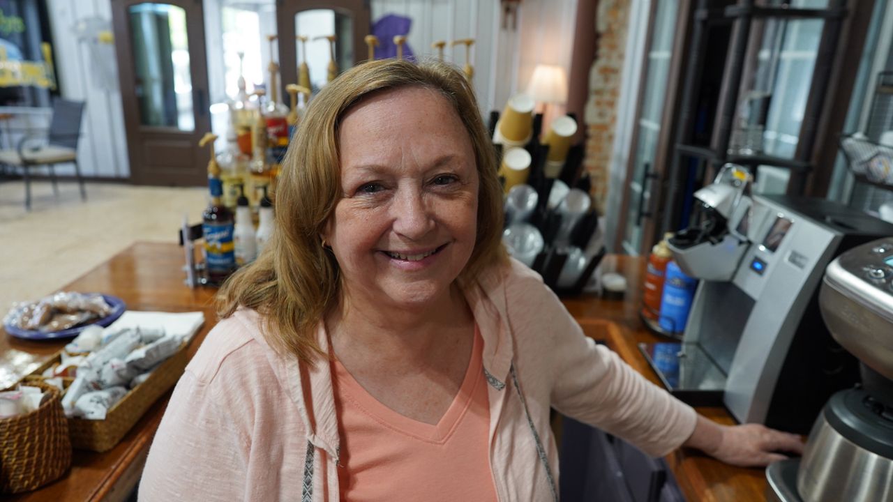 Coffee shop owner gives city hall temporary home