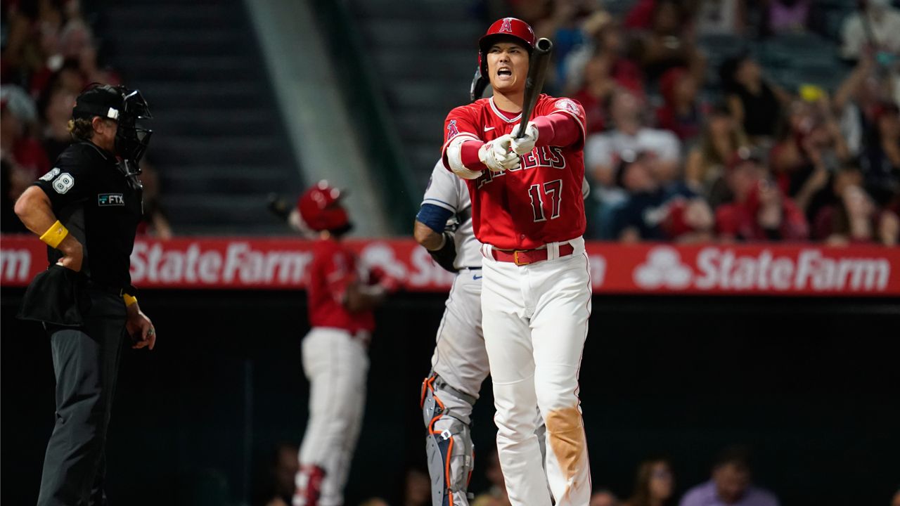 Angels fall behind early, lose to Astros 4-2