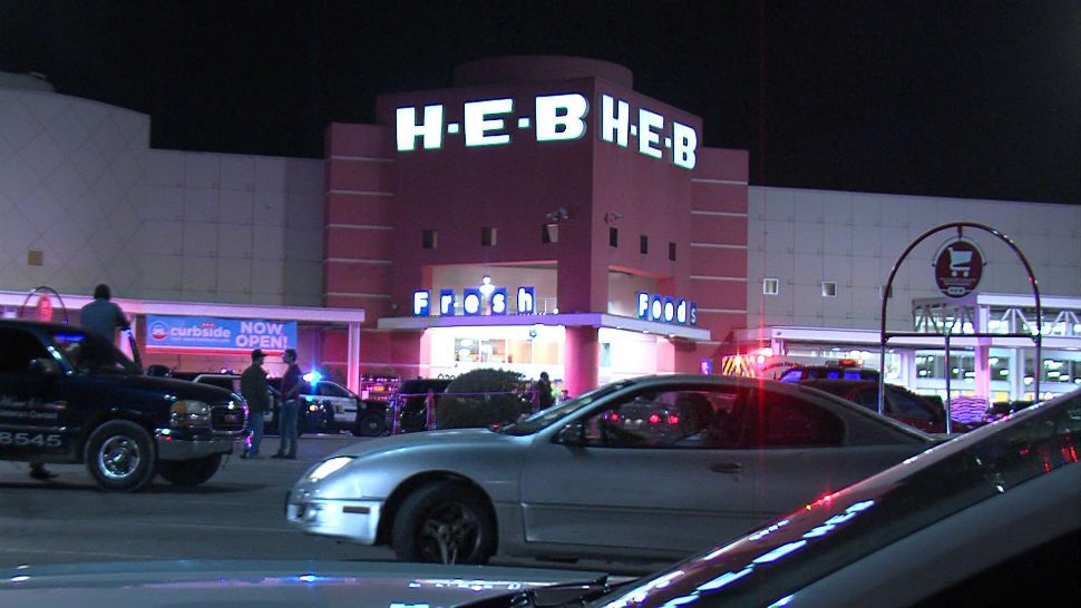 Man shoots HEB security guard during fight