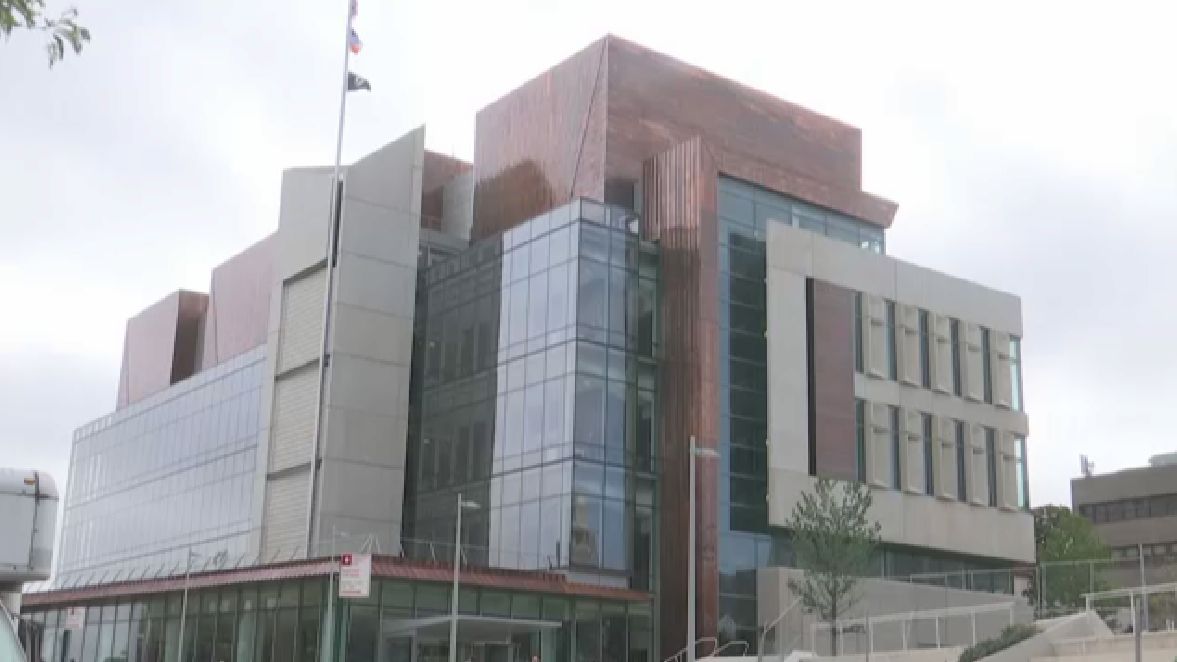 New Courthouse Opens to Mixed Reviews