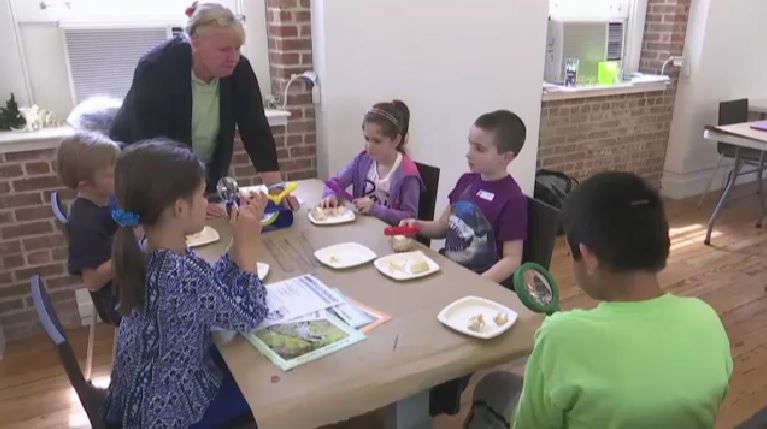 SI Students Learn Outside the Classroom During Spring Break