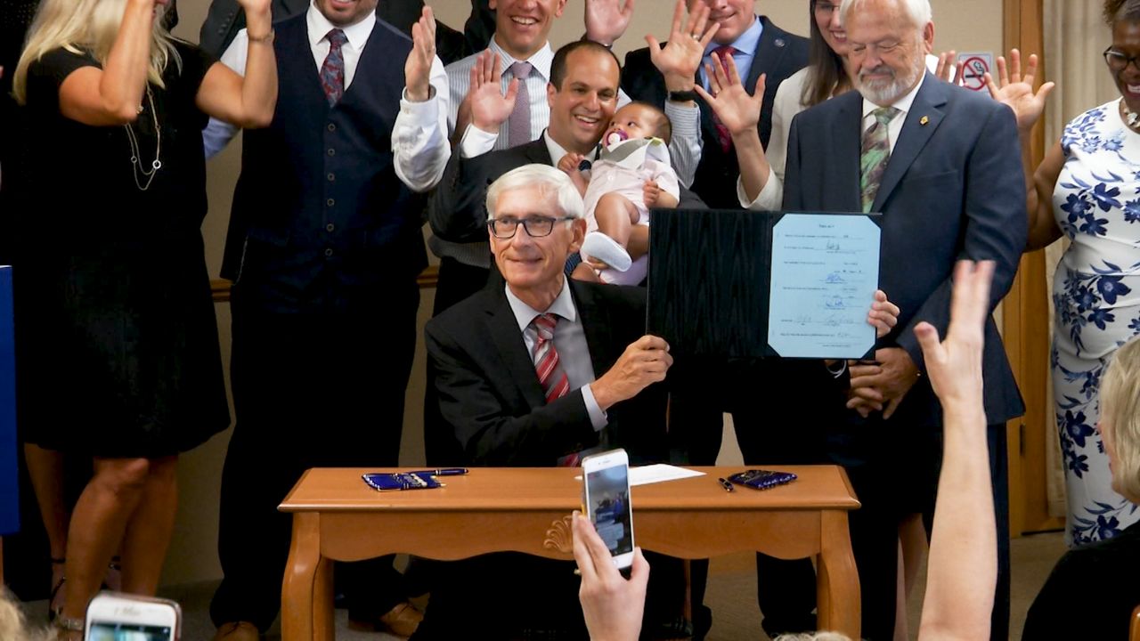 Sign Language Interpreting Bill Signed into Law