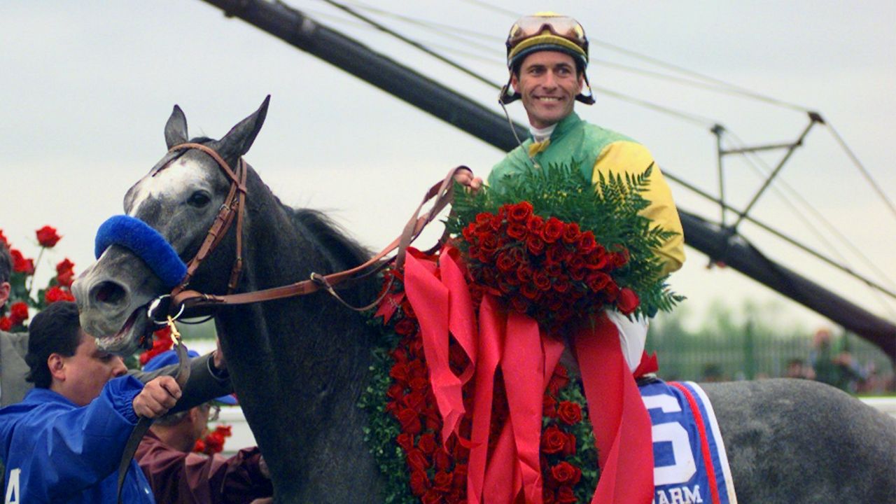 The oldest living Kentucky Derby-winning horse thrives in KY