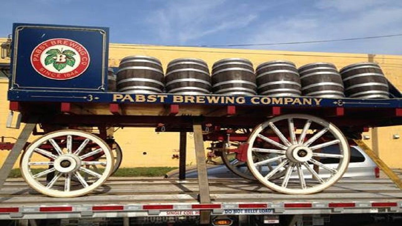 Pabst celebrates 175 years with Oktoberfest block party