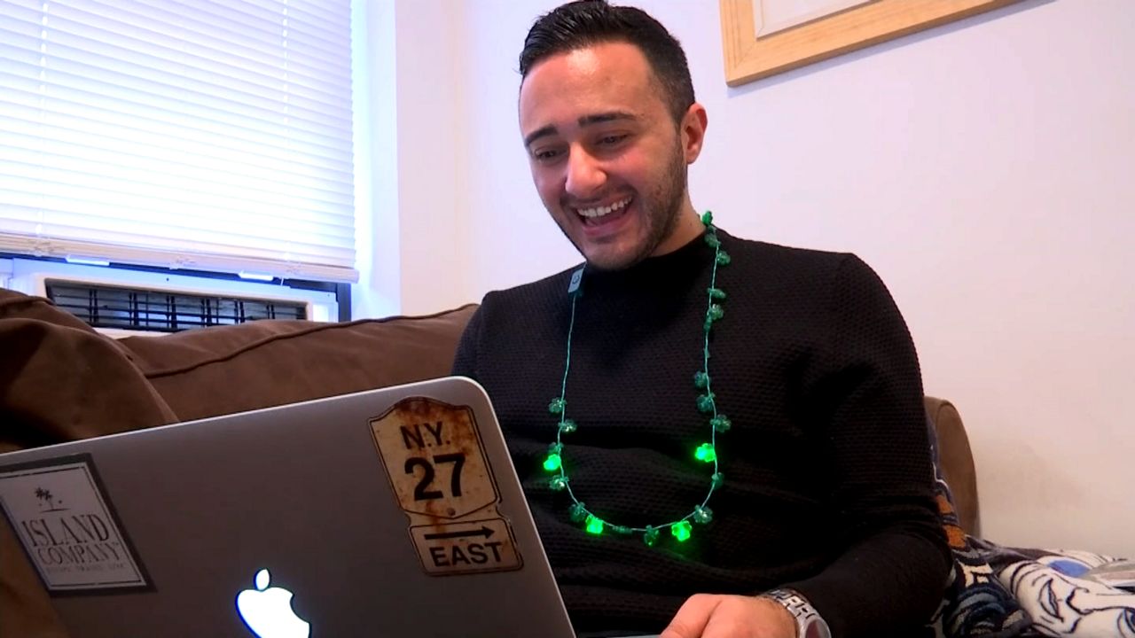 Saint Patricks Day social distance digital party during Coronavirus ...