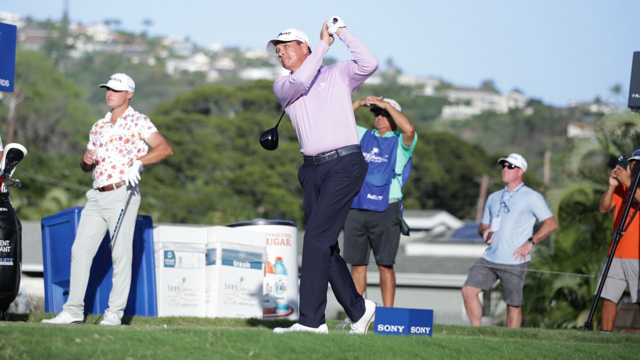 Locals miss cut at Sony Open in Hawaii Day 2