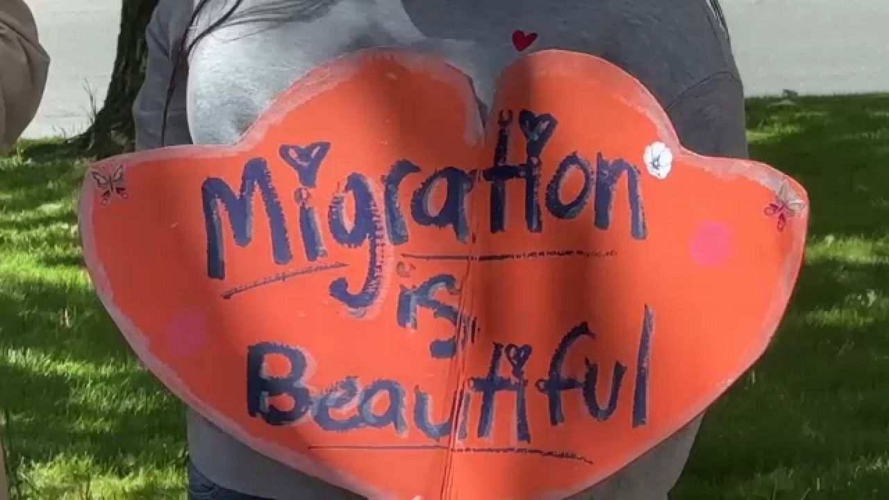 Migrants Expected Soon, Advocates Put Out The Welcome Mat