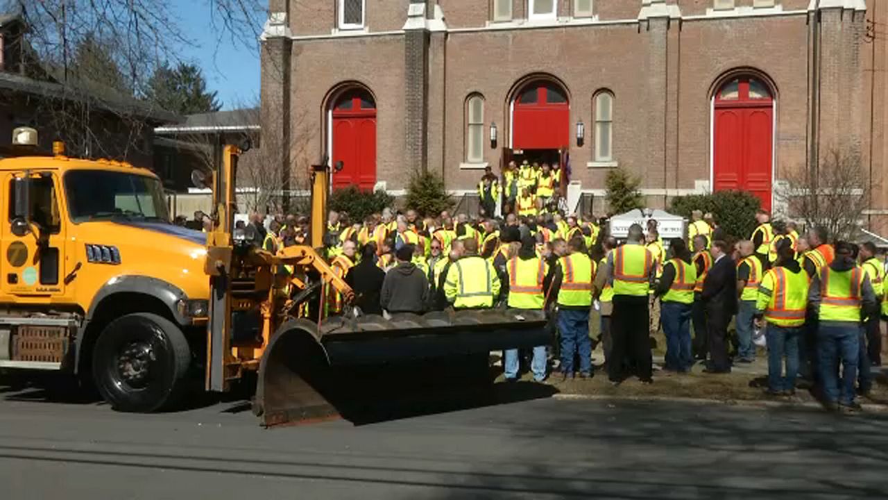 Oswego Community Bids Final Farewell to Dennis Howe