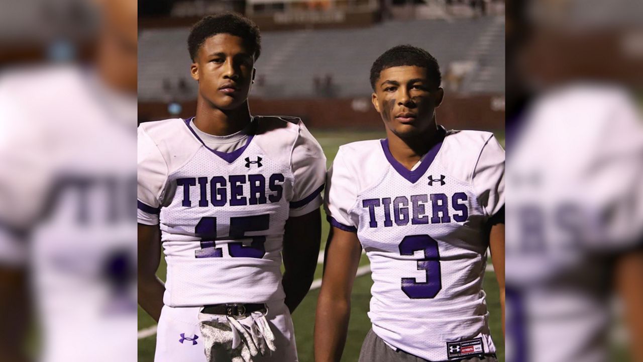 Styles brothers compete as OSU takes on Notre Dame