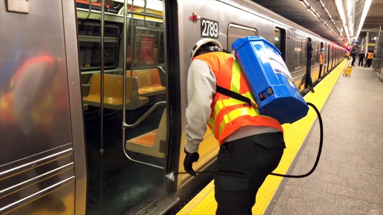 MTA extending overnight subway service