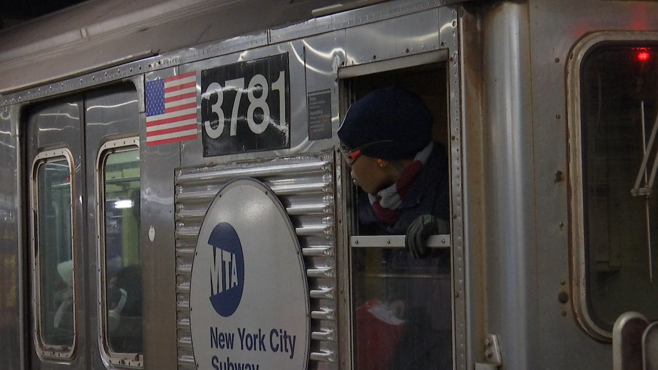 Report Shows How Often Signal Failures Delay Morning Commute