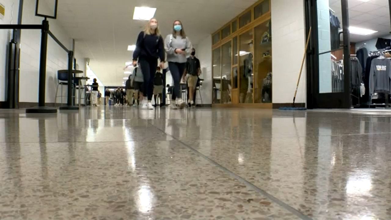 SUNY colleges to maintain SAT testing optional another year