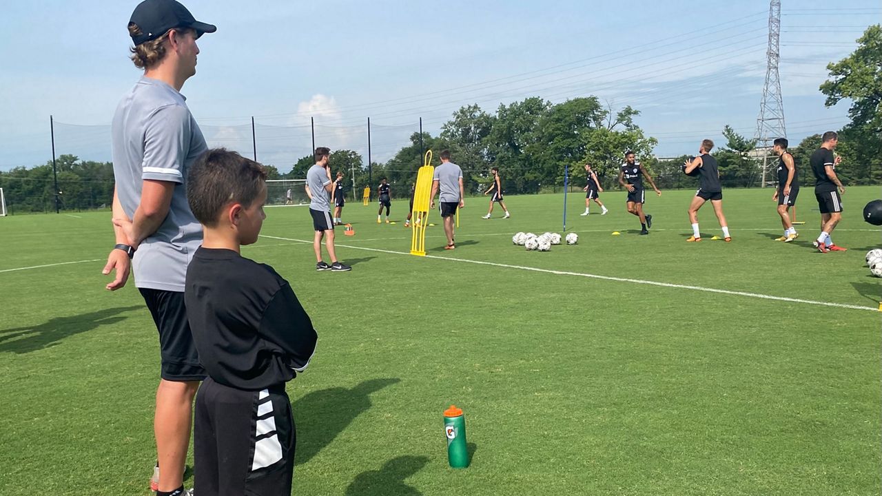 Eight-year-old cancer survivor signs with Lou City