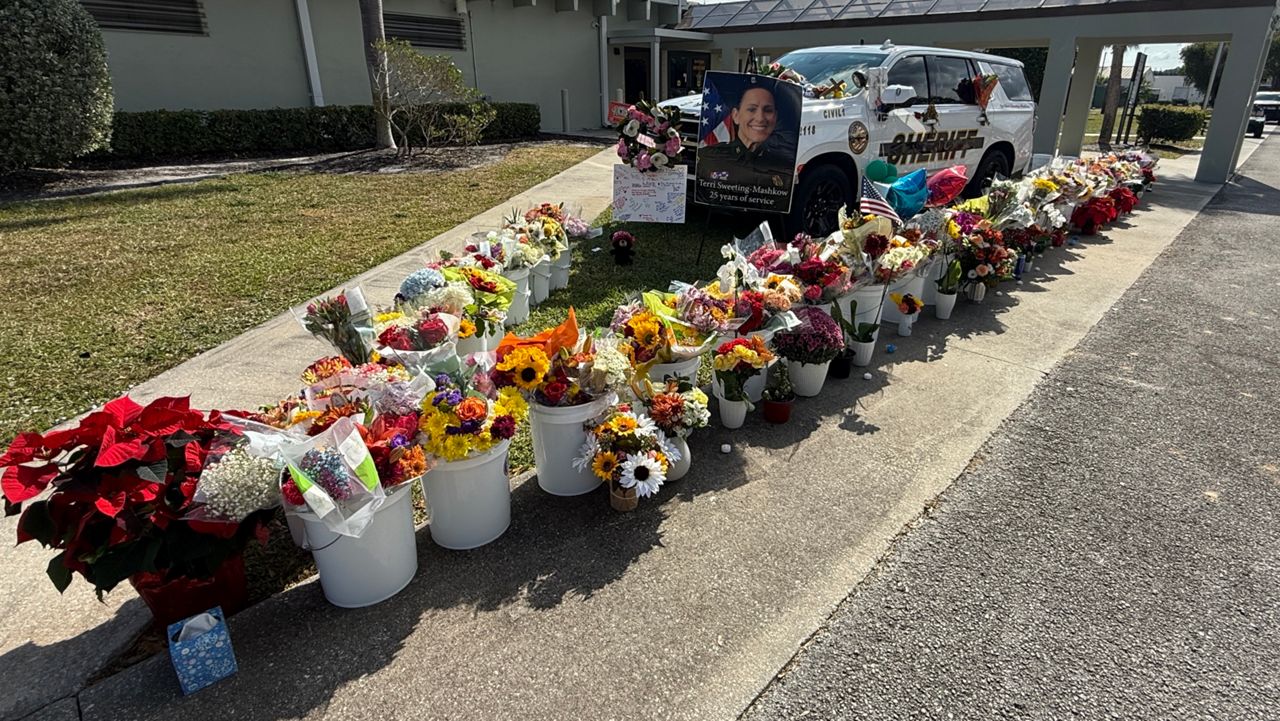 Memorial grows for Indian River County Sheriff's deputy