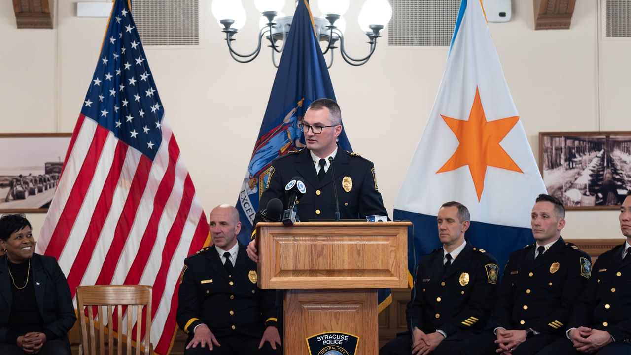 New Syracuse Police Chief Mark Rusin sworn in