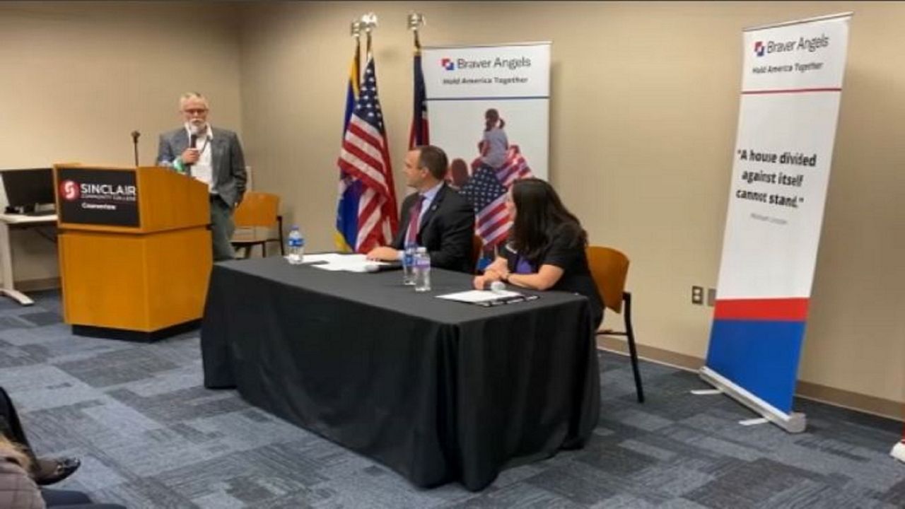 Debate alternative aims for an option without conflict