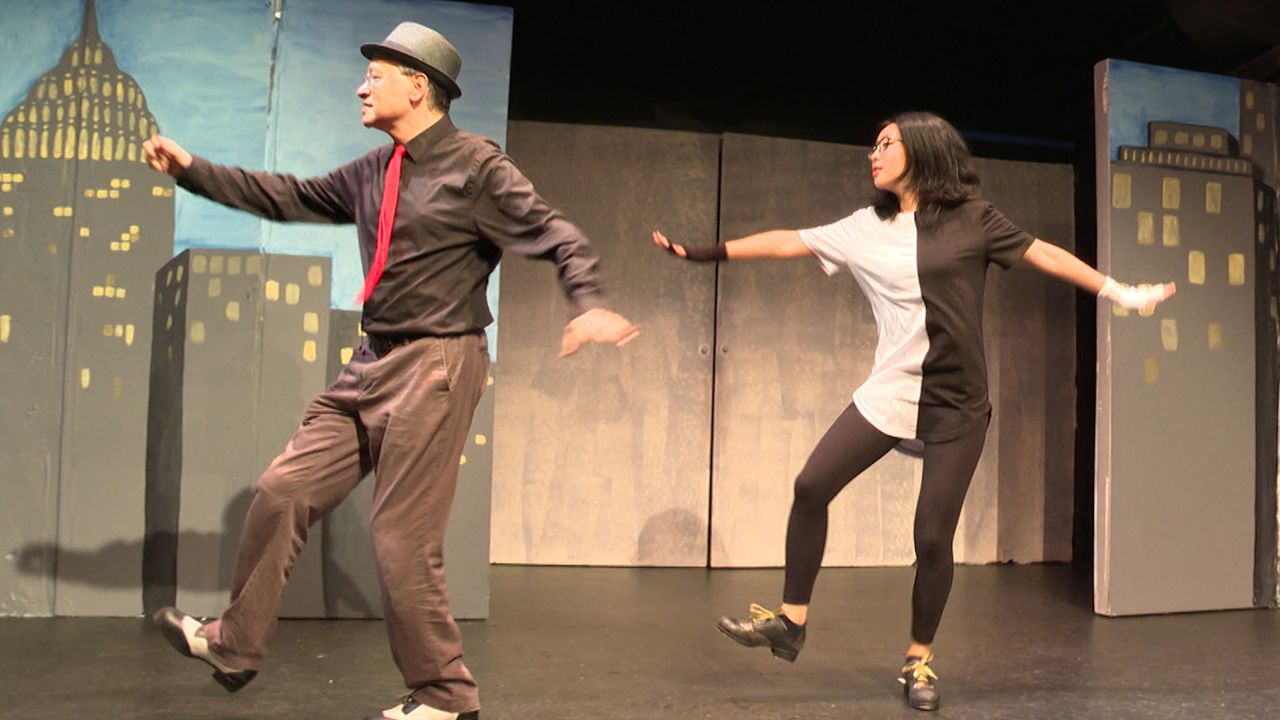 Love of Tap Keeps "LA Times" Reporter on His Toes