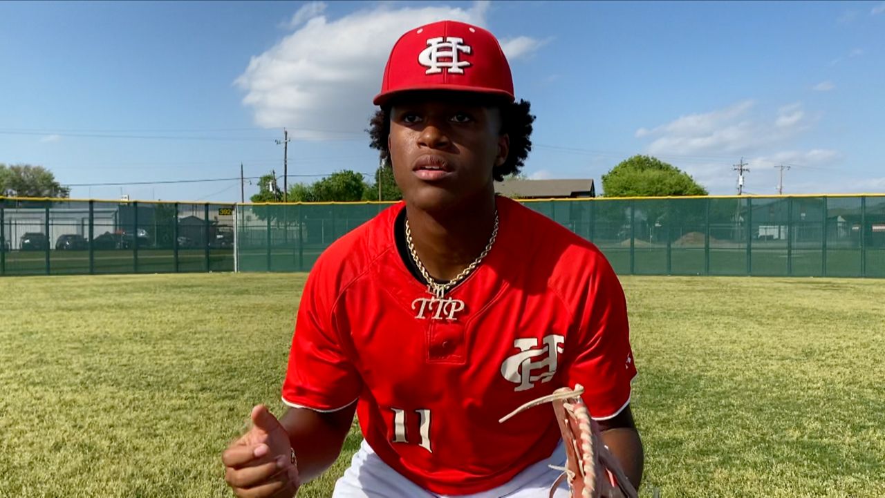 Meet Cedar Hill standout center fielder Tavion Vaughns
