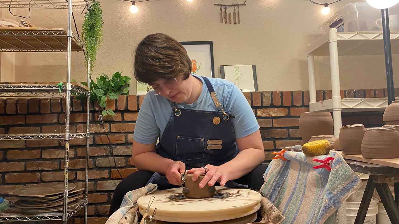 Potter raising money for LGBTQ Ukrainians