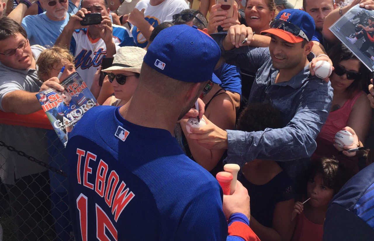 All Eyes on Tebow During Mets Workout