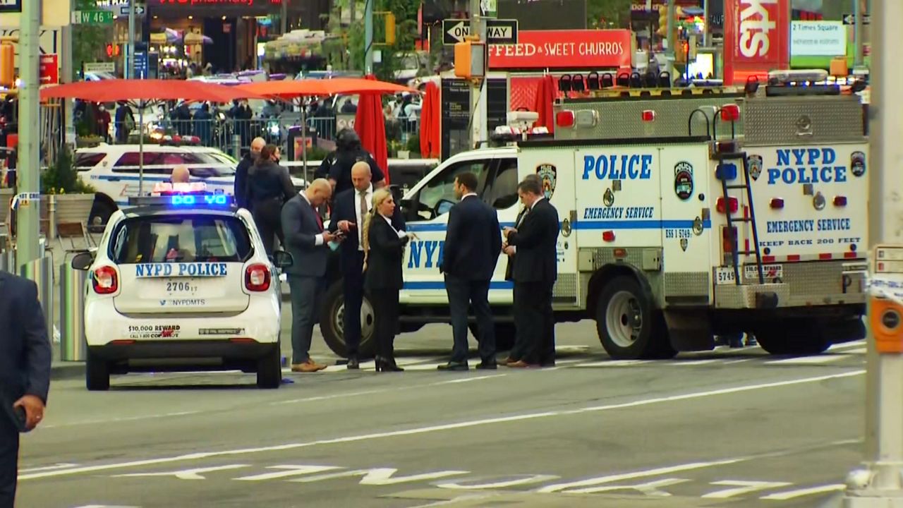 Times Square shooting NYC latest info