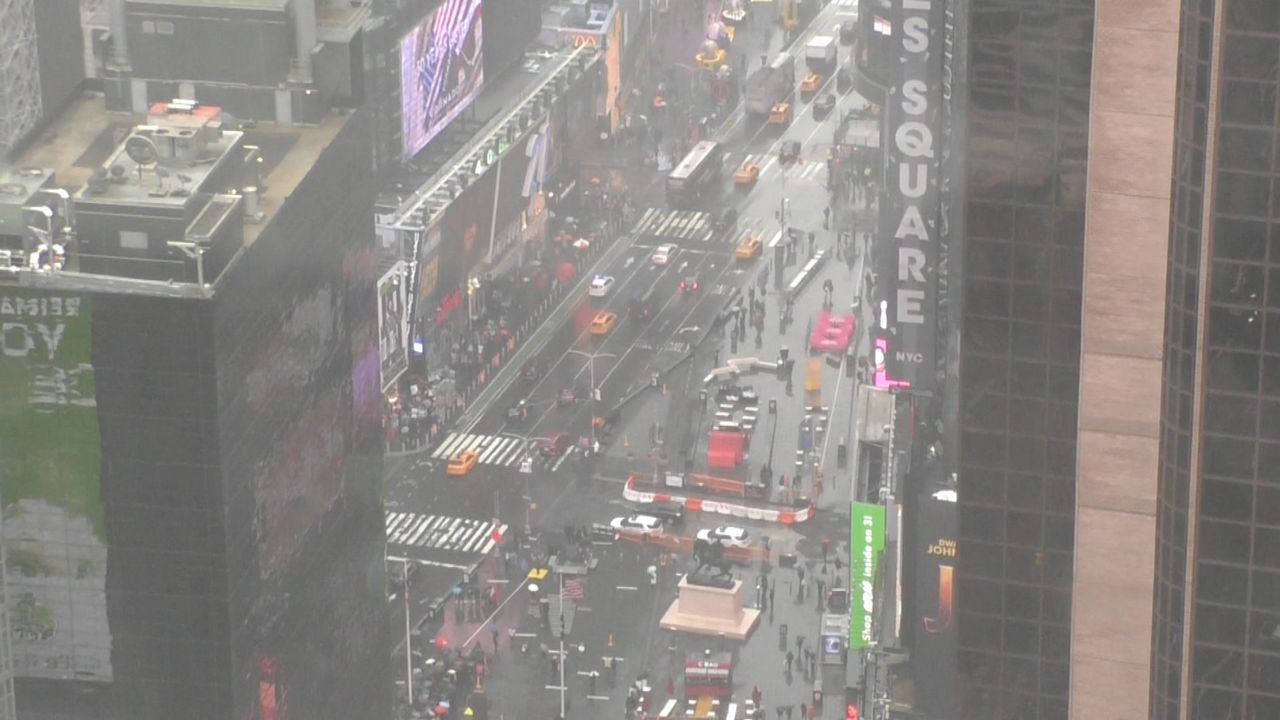 Cuomo Orders Investigation into Times Square 'Bomb Threat'