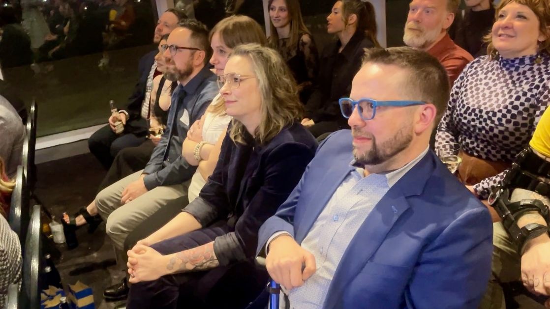 Hundreds gather to celebrate premiere of 'Top Chef'
