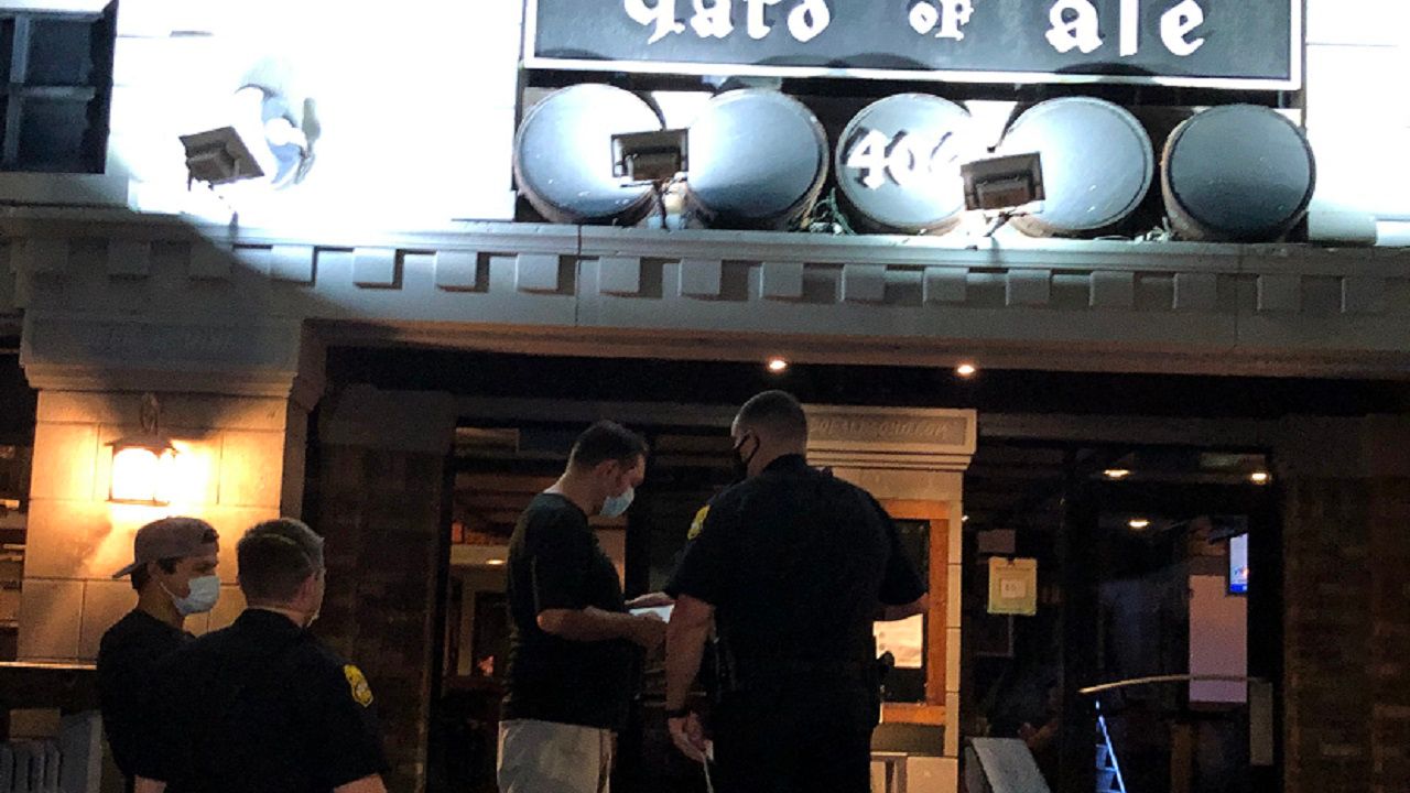 Tampa Police Checking In On Bars To Enforce New Rules