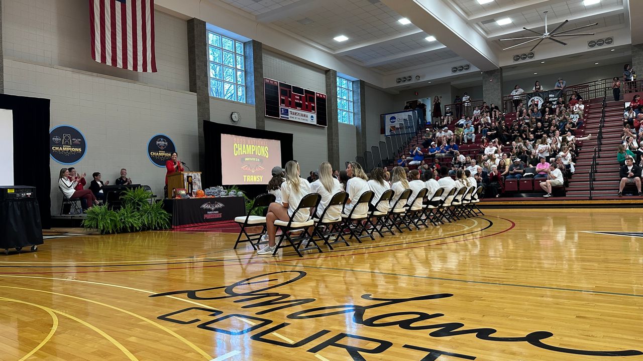 Transy women's basketball celebrates national title