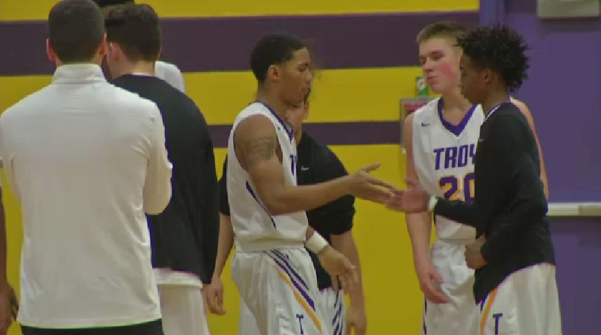 Troy Boys edge past Shaker