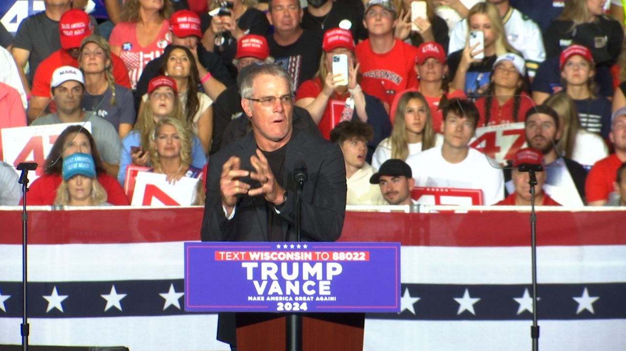Donald Trump picked up in Green Bay on a garbage truck