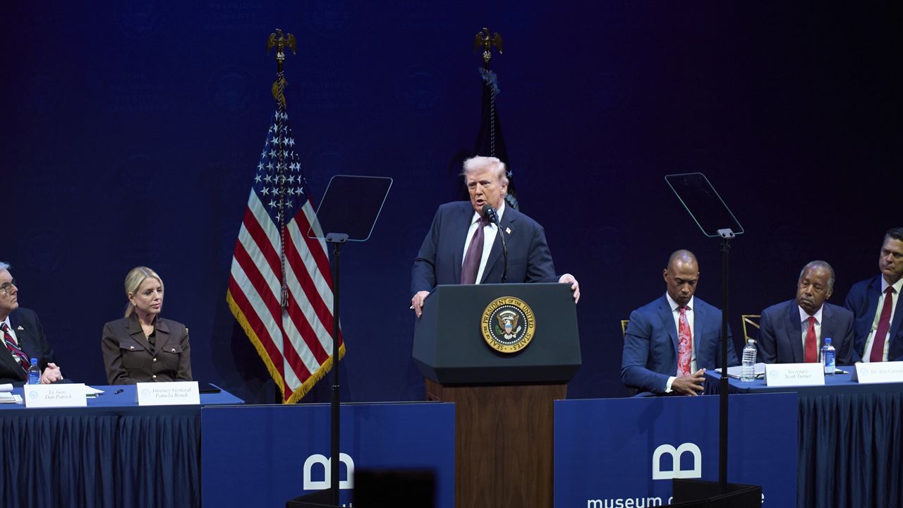 Trump vows to protect religious liberty at Museum of Bible