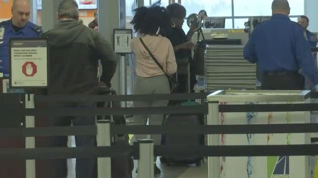 TSA Demonstrates Why Certain Protocols are in Place at the Airport