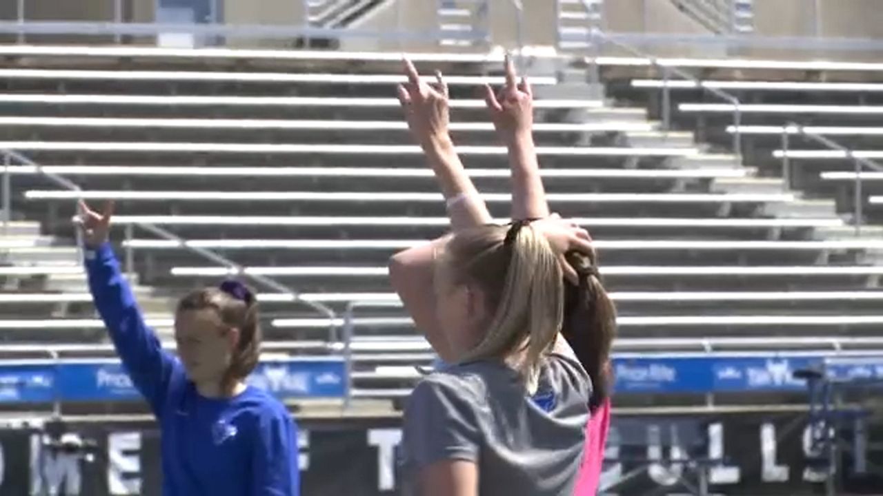 MAC Snub Angers UB Women's Soccer