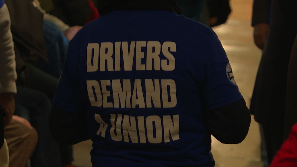 Rideshare drivers rally to promote unionization efforts