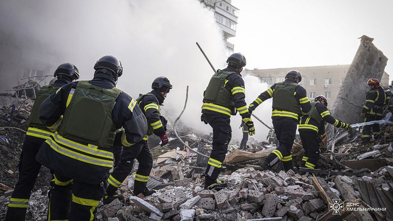 Russia attacks Ukrainian electrical power facilities
