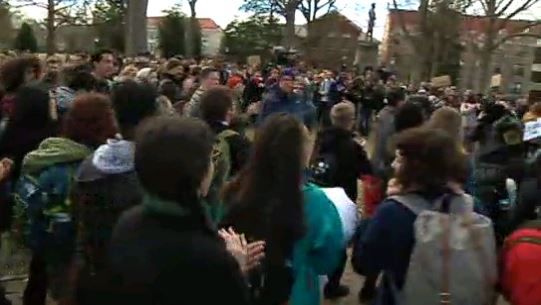 UNC Students Rally in Support of Building Name Change