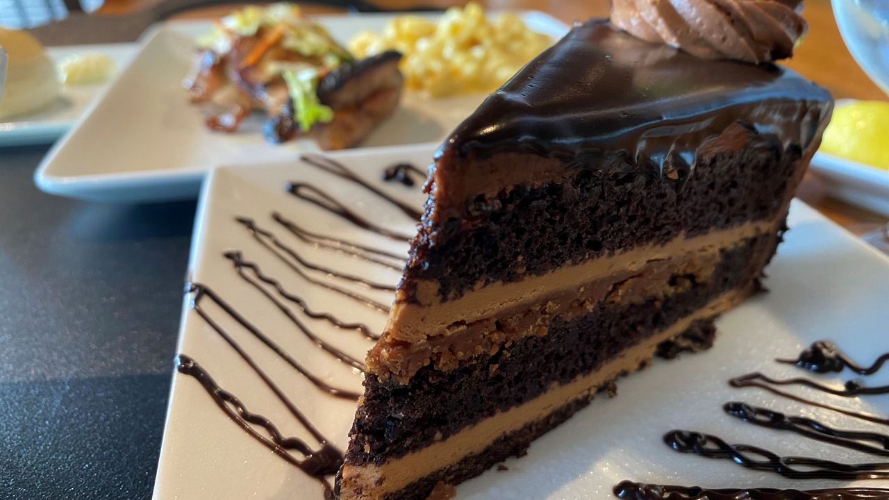 North Texan goes from dishwasher to running UNT’s dining services